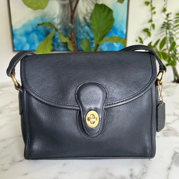 Coach | Bags | Coach Vintage Devon Crossbody Shoulder Bag 998 Black ...
